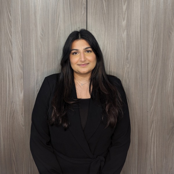 Amy Ali - Wallace Quinn